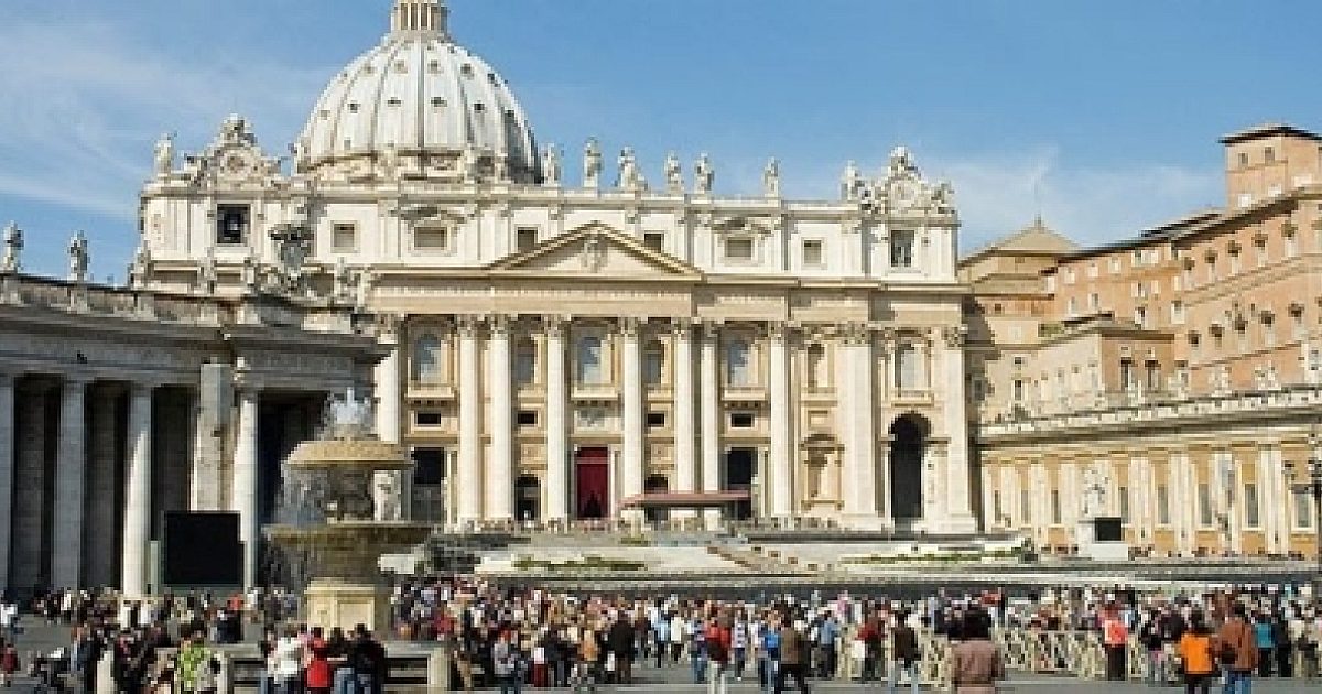 What Is a Papal Conclave? and Frequently Asked… | Loyola Press