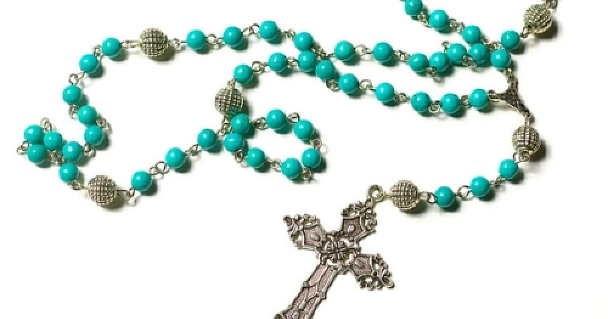 How I Came to Pray the Rosary | Loyola Press